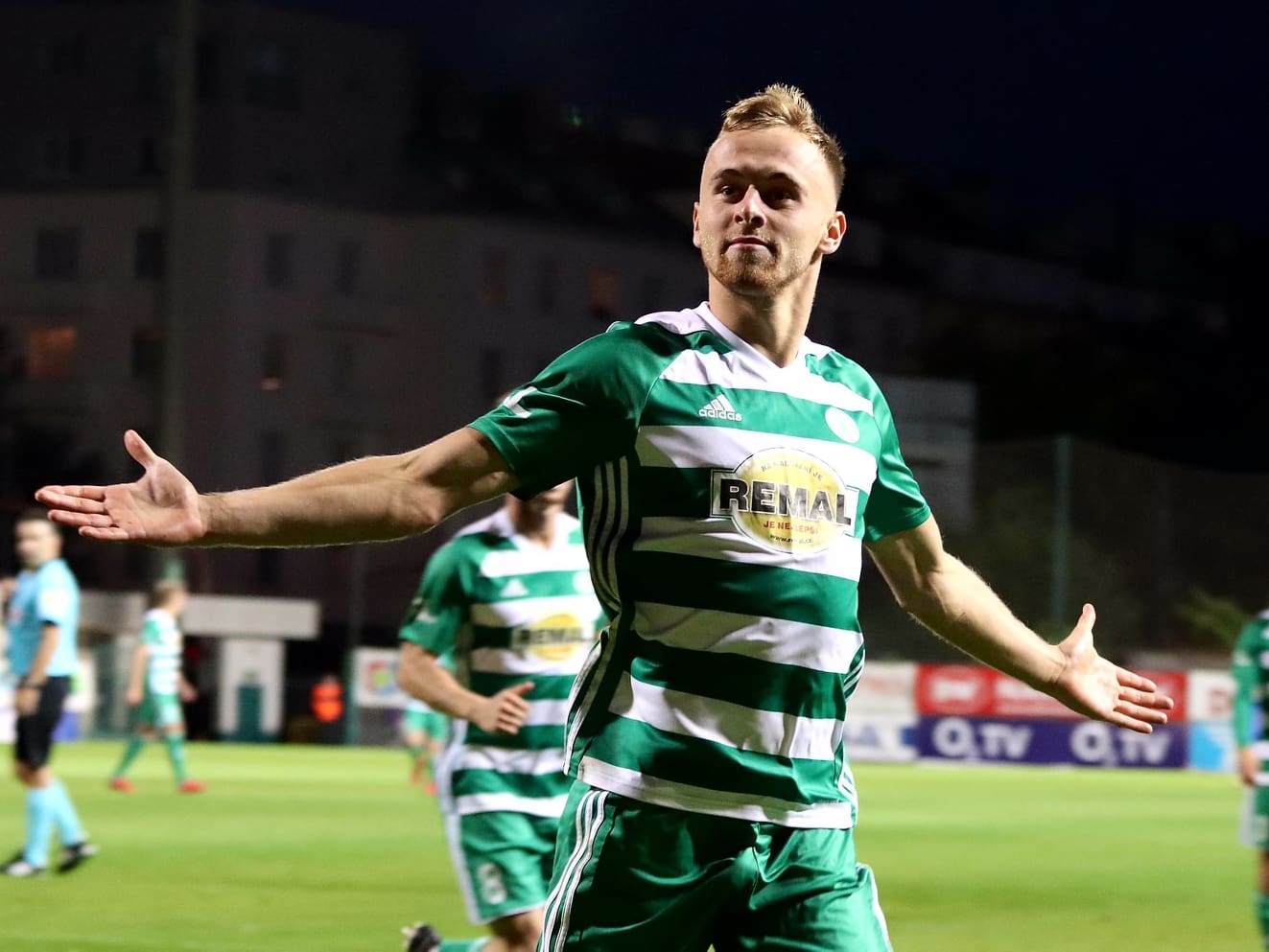 Postup do osmifinále trefil Hašek | Bohemians Praha 1905